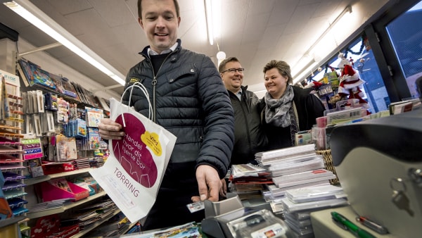 Supermarkeder har brug for borgernes samfundssind - kan ikke løfte ... Supermarkeder har brug for borgernes samfundssind - kan ikke løfte ...