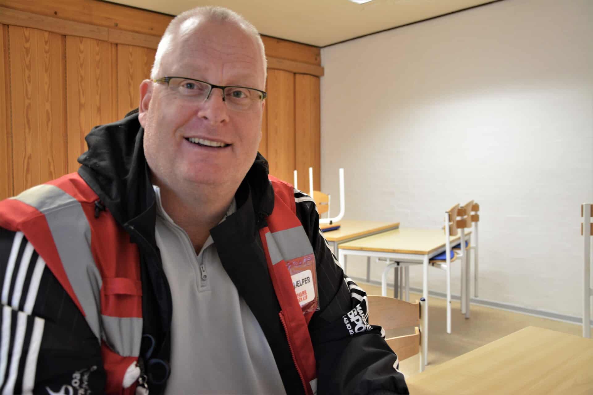 Henrik kommer før ambulancen og redder liv | ugeavisen.dk