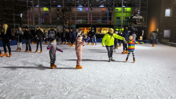 Ømme haleben forude: Næste weekend begynder skøjtesæsonen i Horsens ...