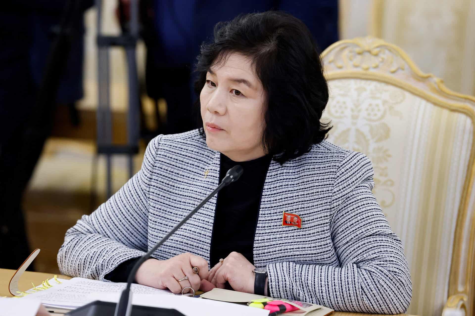 Nordkoreansk udenrigsminister besøger Putin i Rusland | avisendanmark.dk