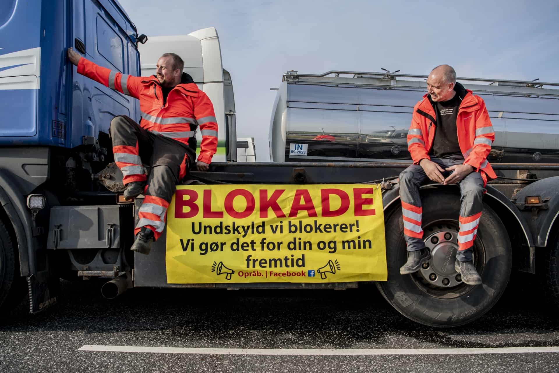 Vejene blev spærret og konflikten optrappet: Nu skal de stridende parter drøfte 'urimelig afgift ...