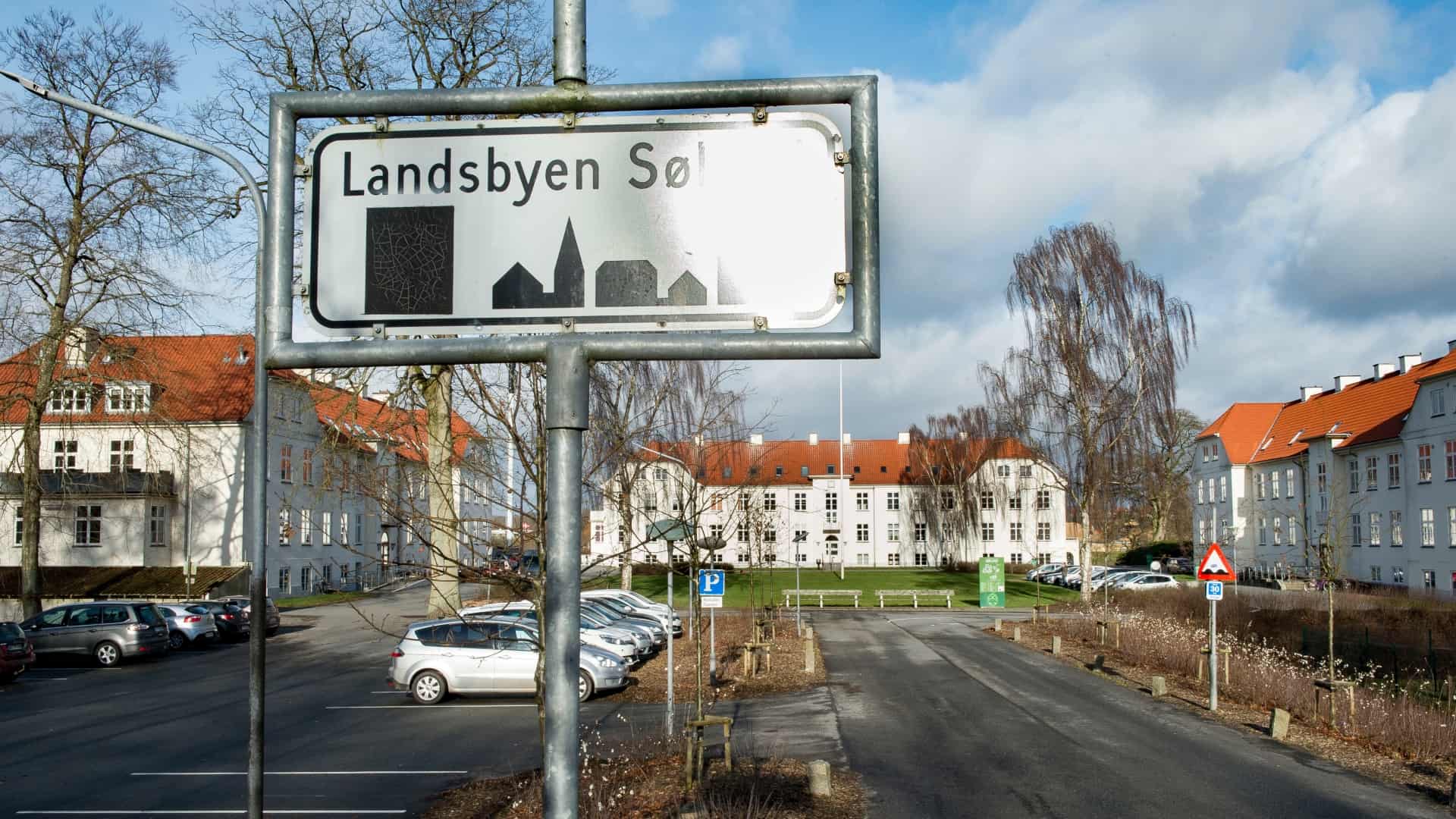 Ansat pædagog trampede på handicappet beboer: Nu er dommen faldet ...