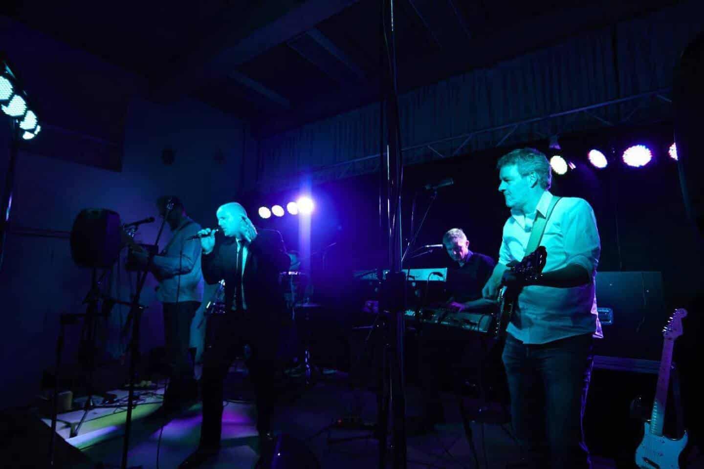 Tidligere California-sanger udgiver plade | ugeavisen.dk