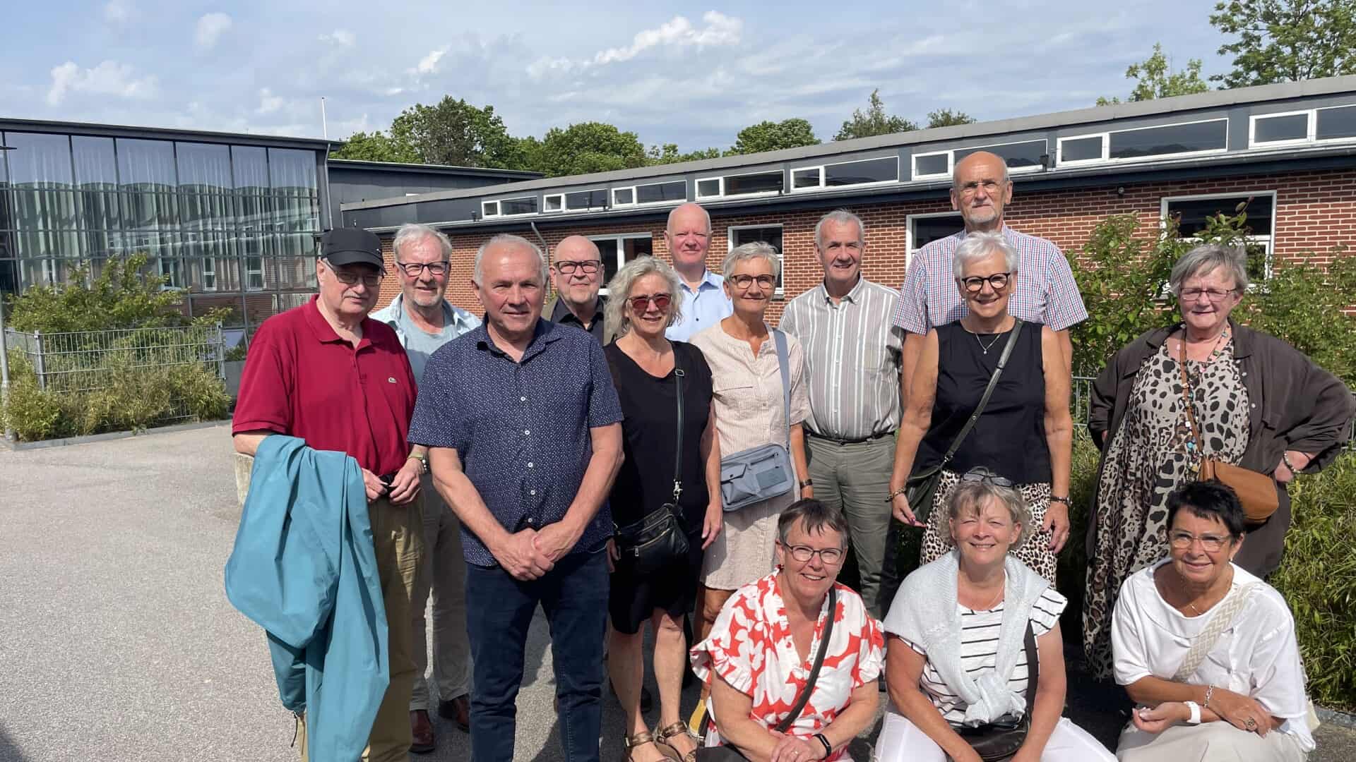 Gamle klassekammerater indtog Brædstrup Skole efter 60 år | ugeavisen.dk