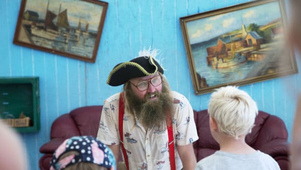 Manden bag Onkel Reje vender tilbage efter sygemelding | jv.dk