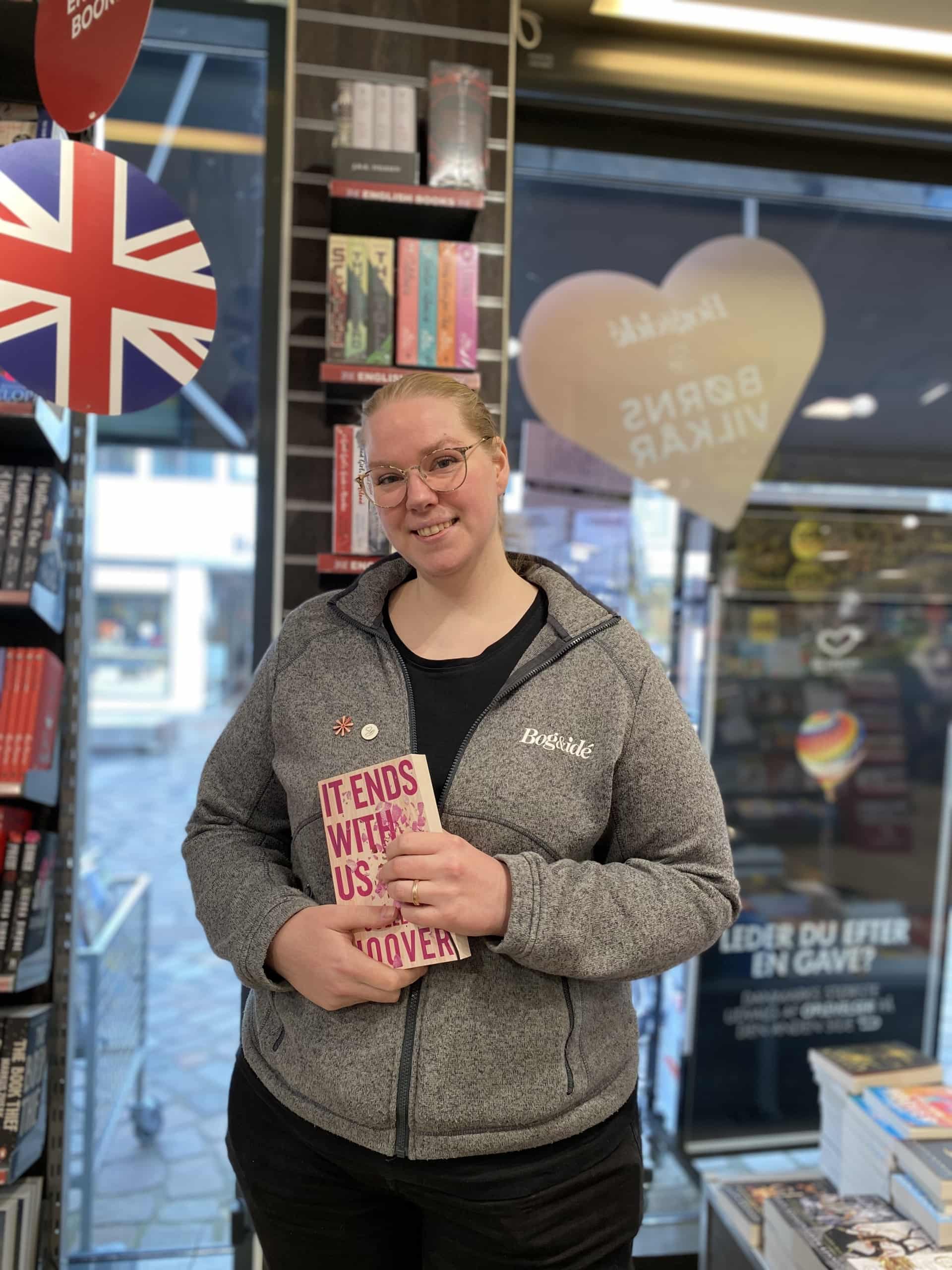 Unges læsevaner har ændret sig: Den traditionelle ungdomsroman er død ...