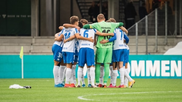 Emil Holten ser muligheder trods stor afstand til toppen: Vi kan stadig ...