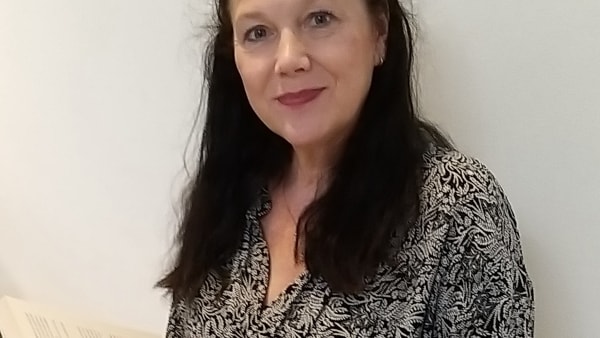 En skøn roman om kvindelig vildskab og dårskab | ugeavisen.dk