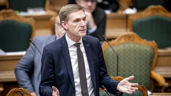 Kampvalg om DF-formandspost bliver med fire kandidater | hsfo.dk Kampvalg om DF-formandspost bliver med fire kandidater | hsfo.dk