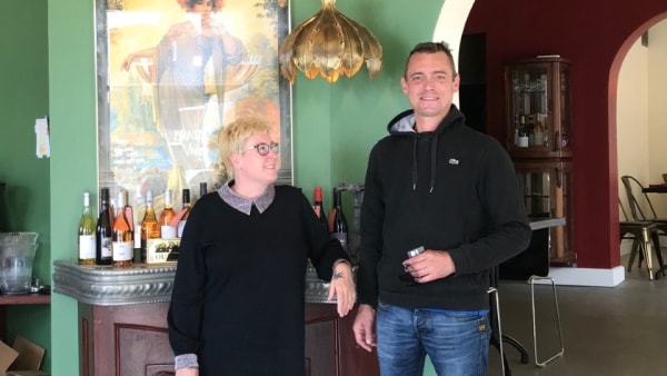 Sådan går det Valbys nye franske café efter brand | ugeavisen.dk