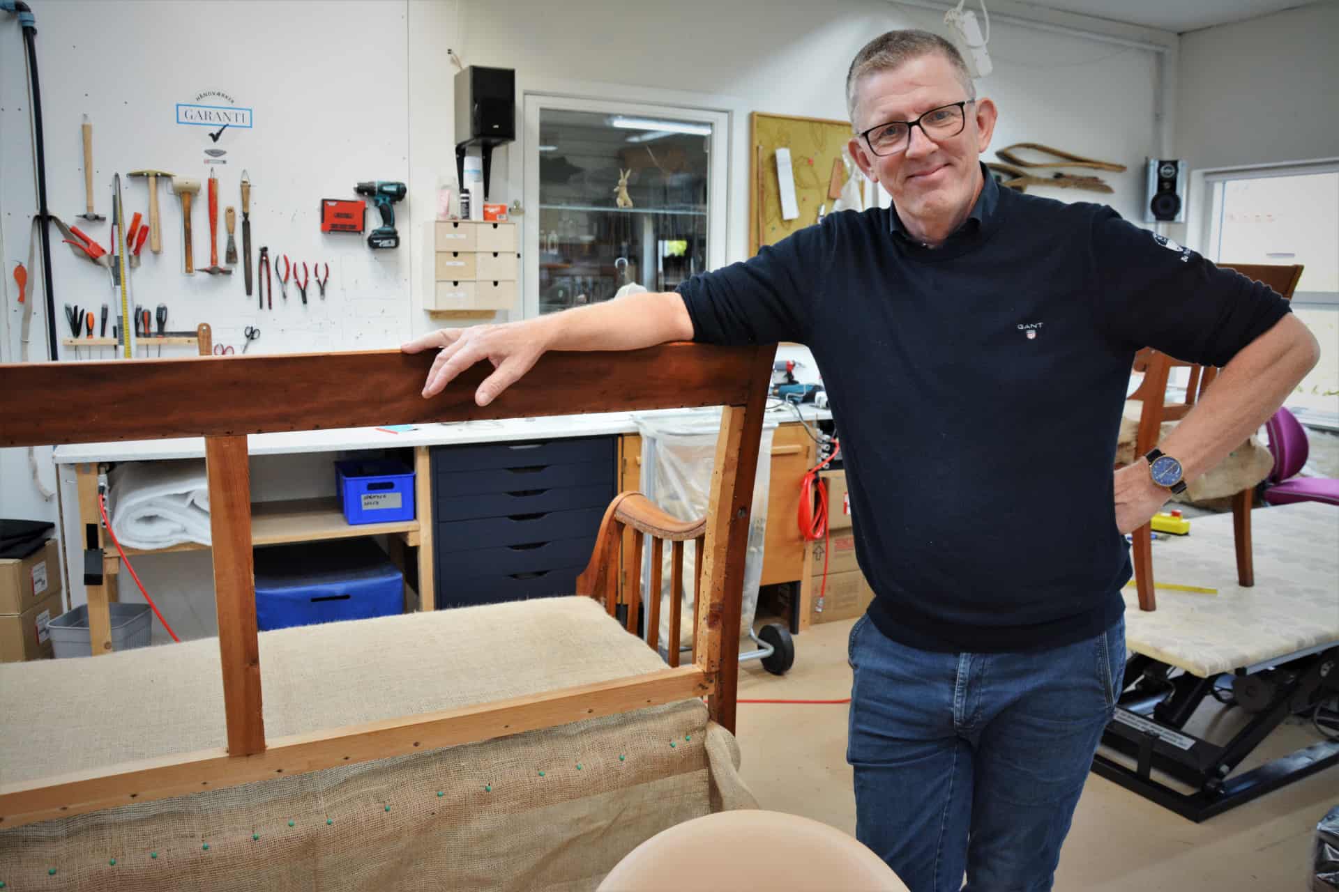 Møbelpolstrer inviterer til åbent hus: 60-års fødselsdag skal fejres på ...