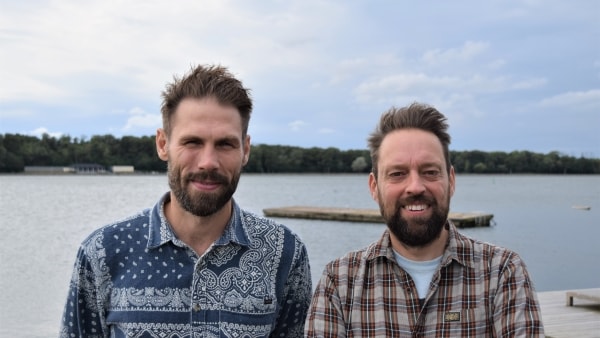 Folkene bag koncertforestillingen "Blæsten": Erik Bertelsen fortjener ...