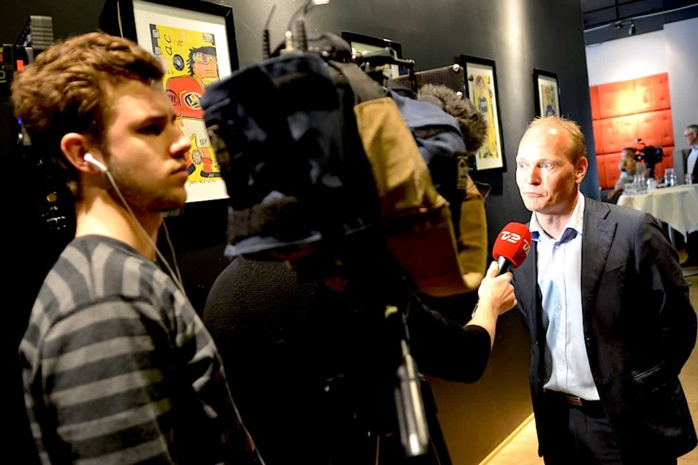 SE FOTOS: EfB's nye træner blev afsløret | ugeavisen.dk