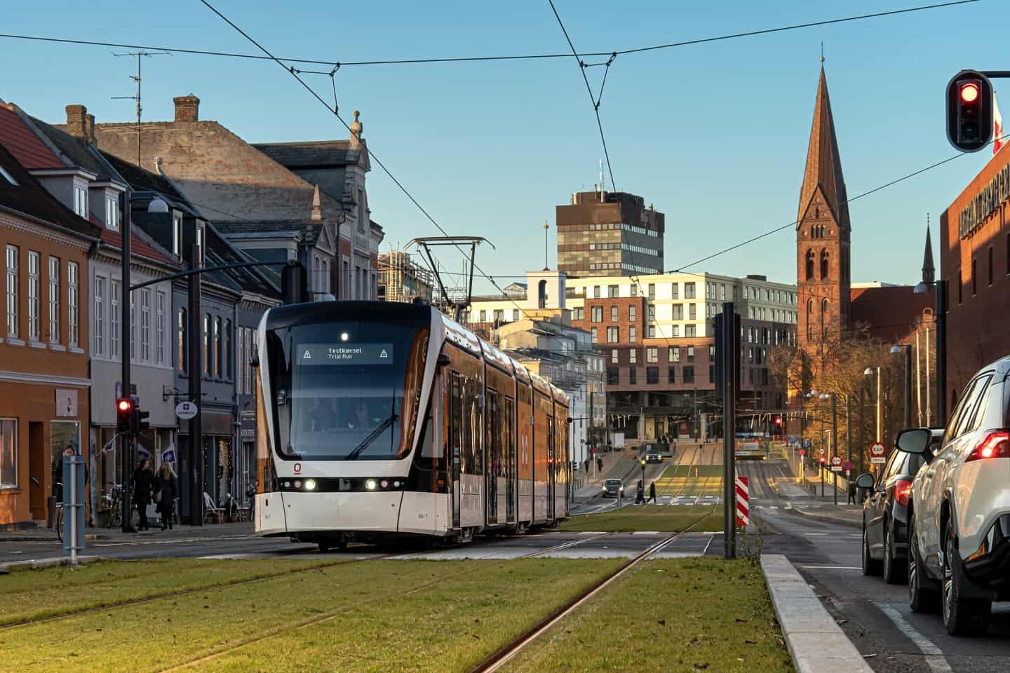 Massiv kritik kan koste millioner: Letbanemodstand kan blive dyr for ...