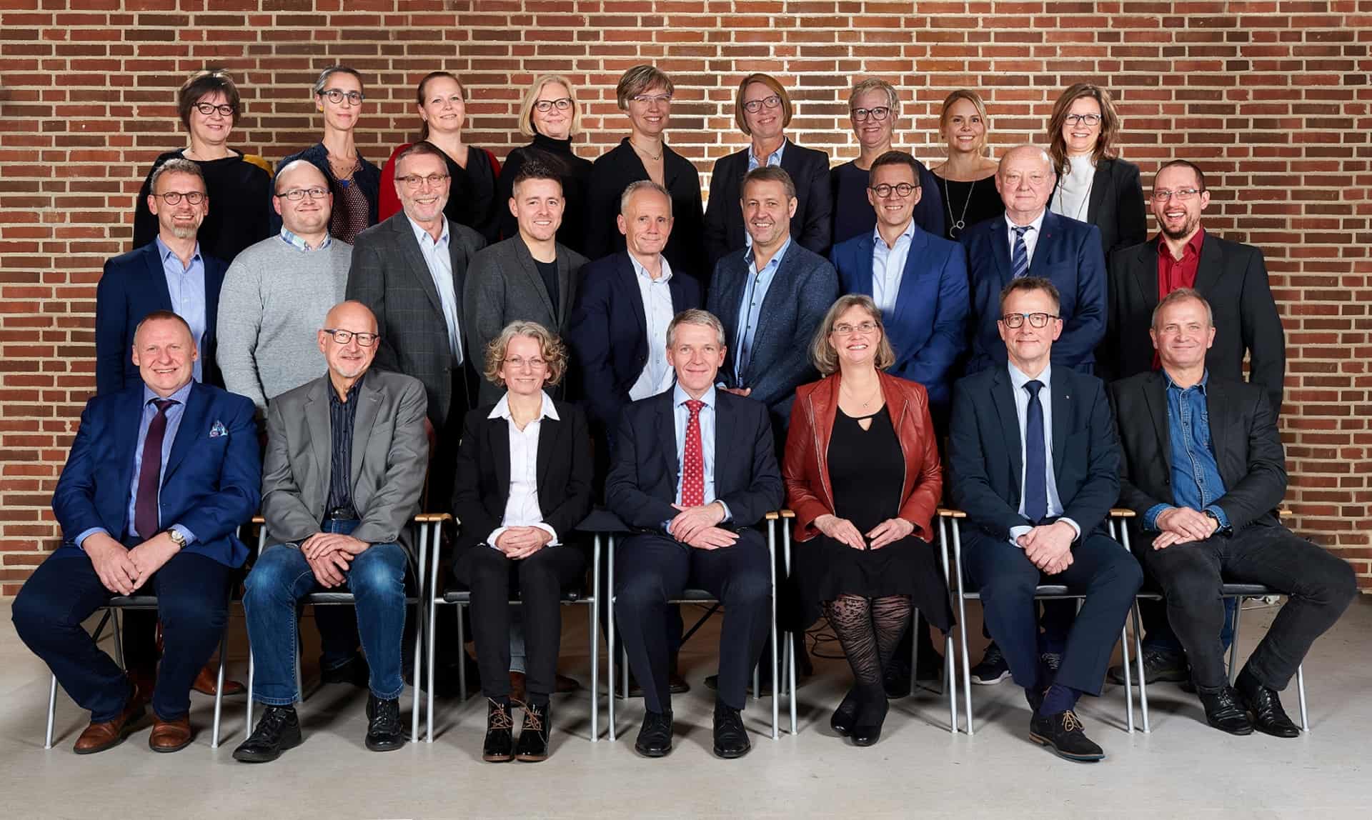 Farvel til trinbræt, hej til grønne løsninger: Det blev diskuteret til byrådsmødet | favrskovliv.dk