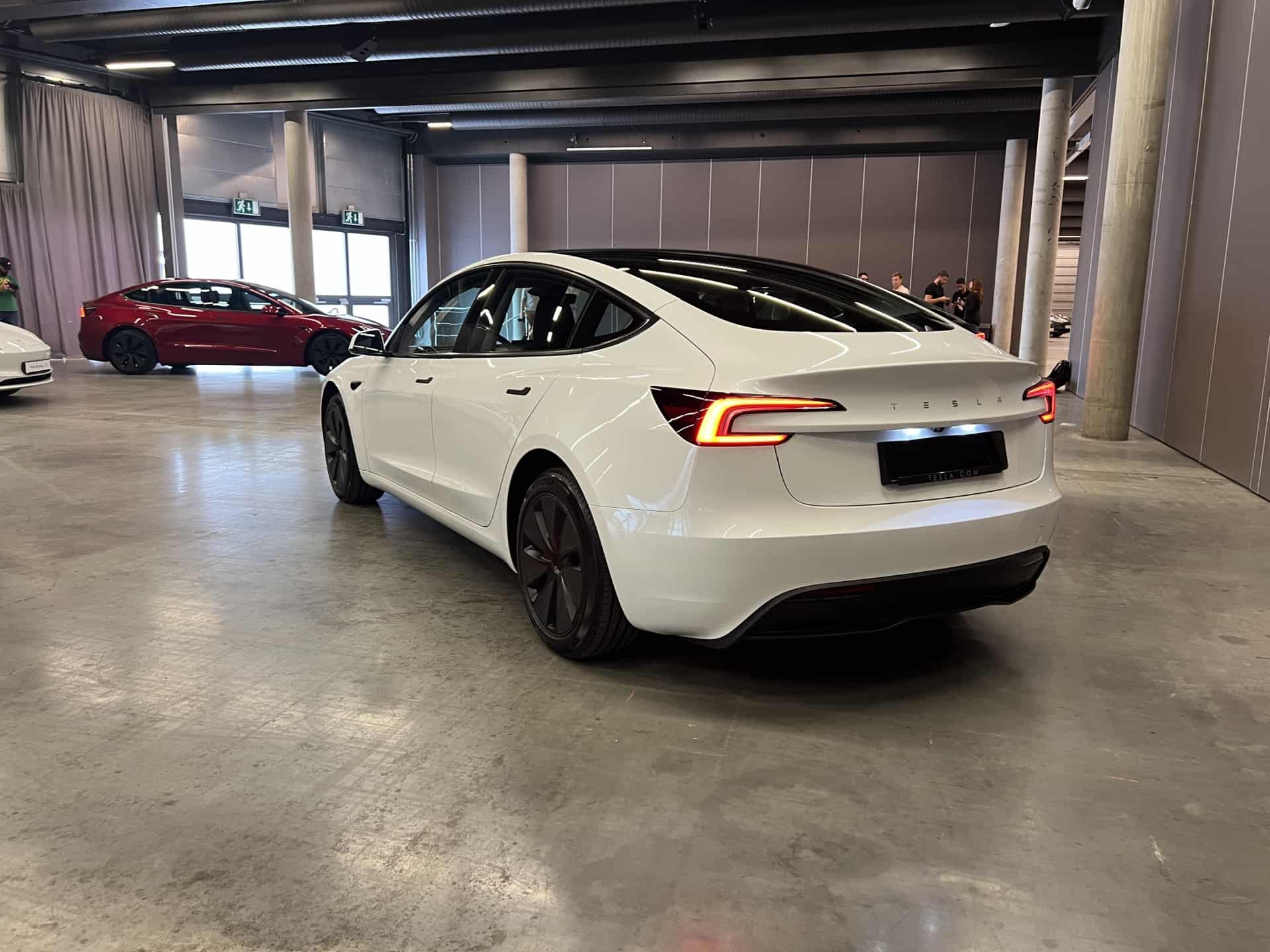 Opgradering af den populære Tesla Model 3 | jv.dk