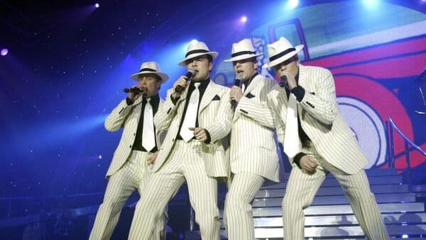 Verdens bedste boyband på besøg | jv.dk