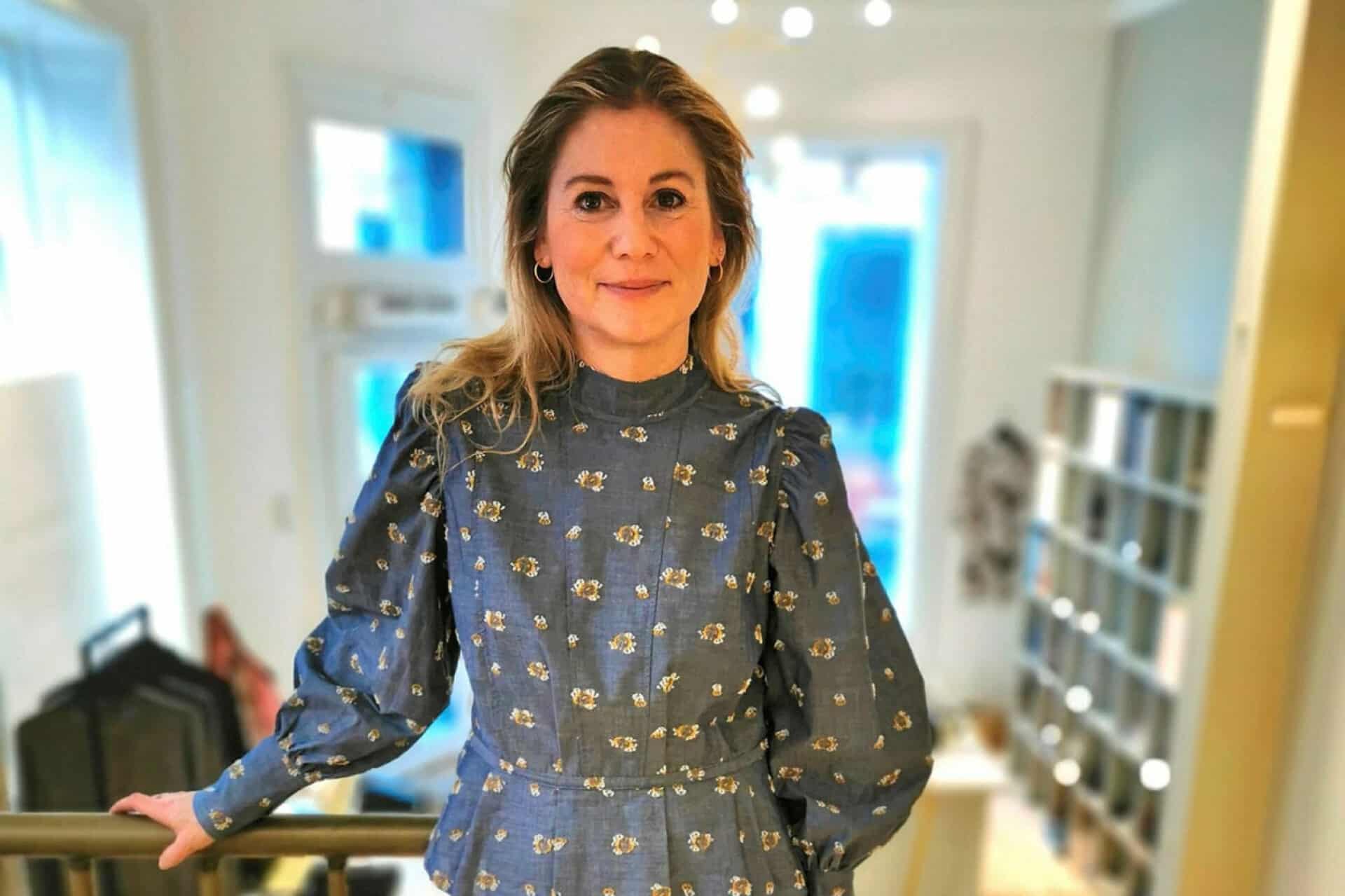 Christina sælger tøj, der ellers ville være gået til spilde: Nu er hun ...