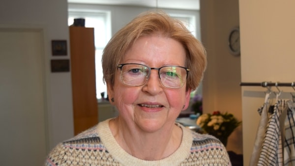 83-årig får tryghedsopkald hver morgen: Det er betryggende for både mig ...