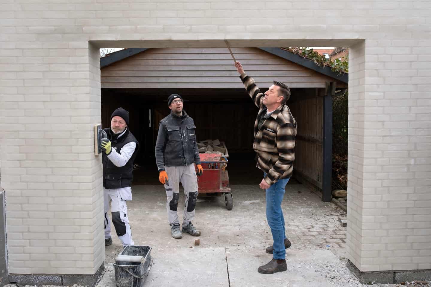 Overskuddet daler i Vestfyns største murerfirma: - Den megen regn ...