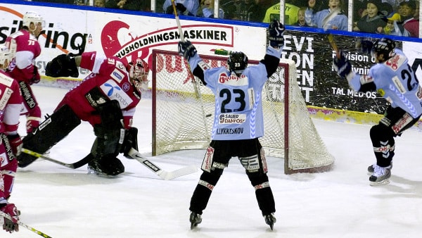 Dengang i 2011 sendte en bronzemedalje Mario Simioni i himlen. Nu ...