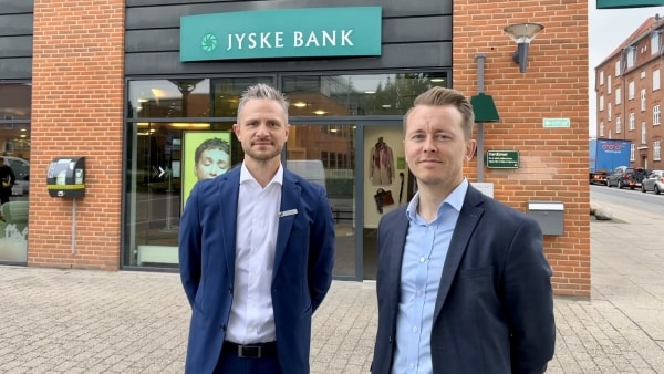 Bank lukker sin ene Vejle-afdeling efter opkøb: Derfor flytter Martin og Johnny sammen i ...