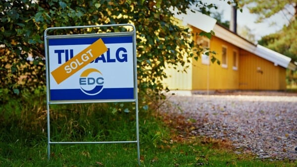 Hver tredje bolig sat til salg under coronakrisen er solgt | ugeavisen.dk Hver tredje bolig sat til salg under coronakrisen er solgt | ugeavisen.dk