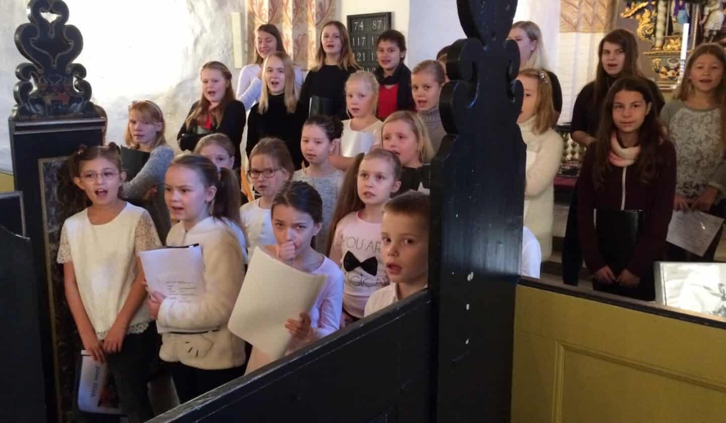 Samarbejde mellem kirkekor i Auning og Ørsted | ugeavisen.dk