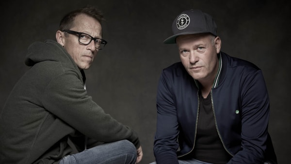 Ryg mod ryg | fyens.dk