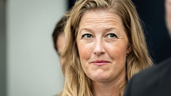 R-leder advarer statsminister mod at negligere minksag | avisendanmark.dk R-leder advarer statsminister mod at negligere minksag | avisendanmark.dk