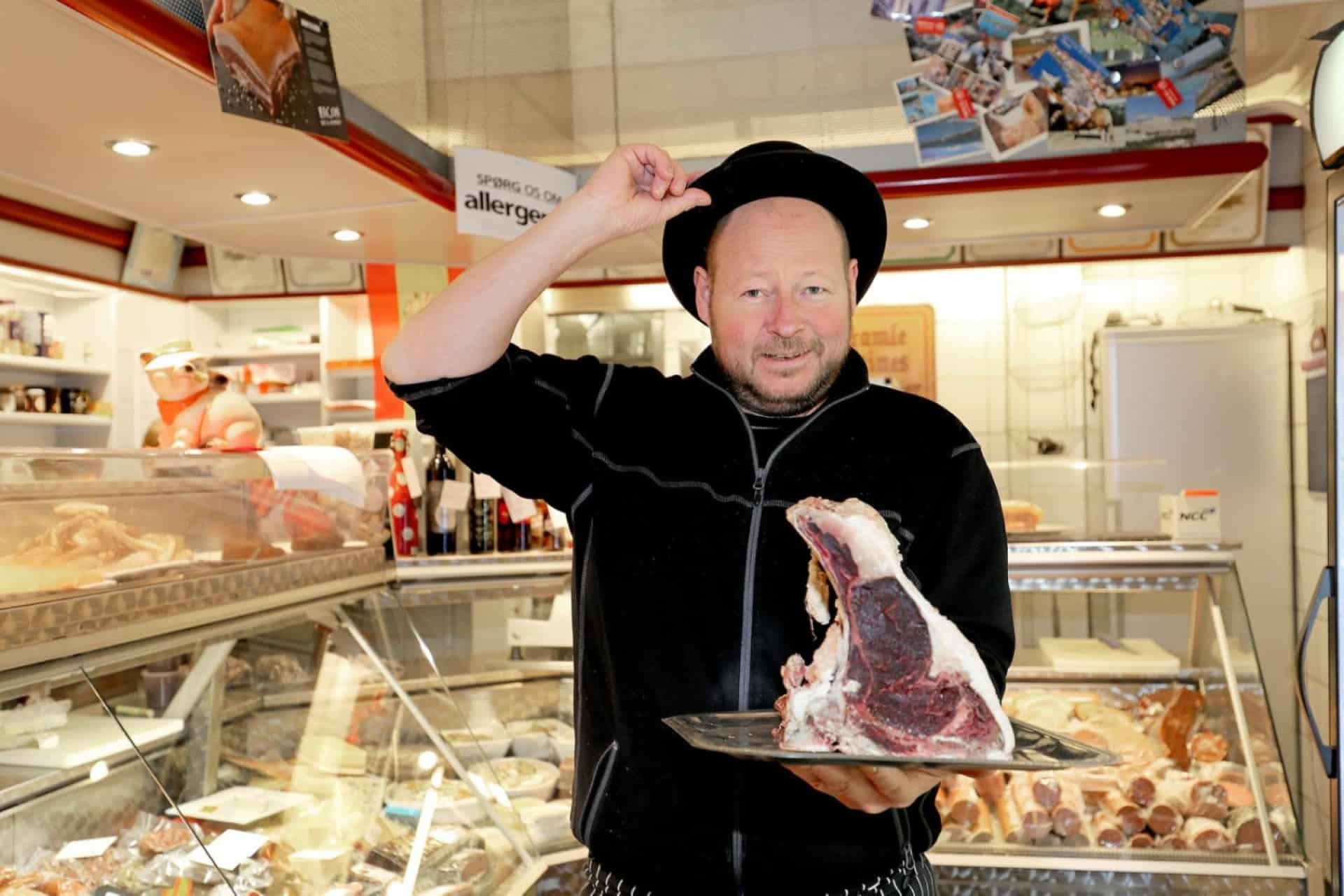 Tillykke: Slagter Lars har 30 års jubilæum | ugeavisen.dk