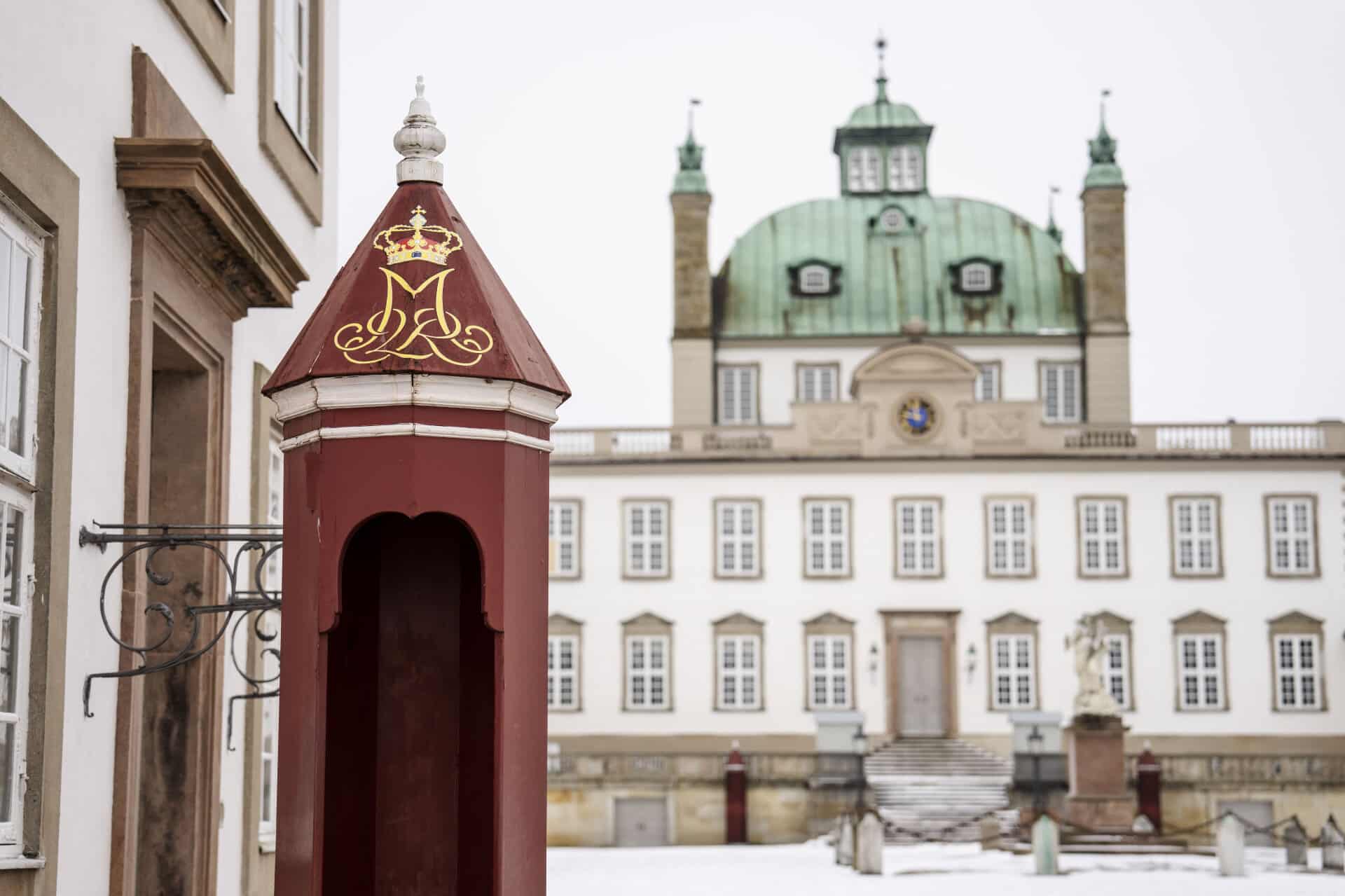 Kongens nye monogram indeholder to F'er og en krone | stiften.dk