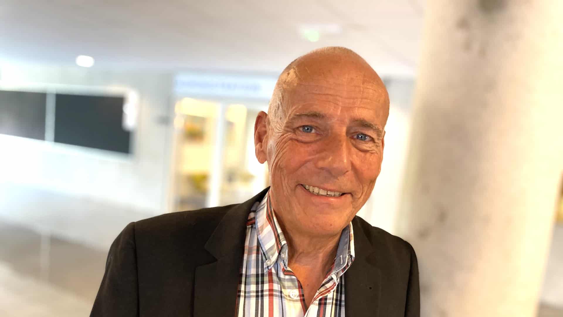 Et kaotisk skrivebord og en struktureret karriere: Carsten gør klar til ...