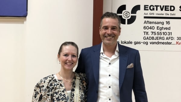 Tanja og Jens måtte gå rundt med mundkurv på, inden de kunne afsløre ... Tanja og Jens måtte gå rundt med mundkurv på, inden de kunne afsløre ...