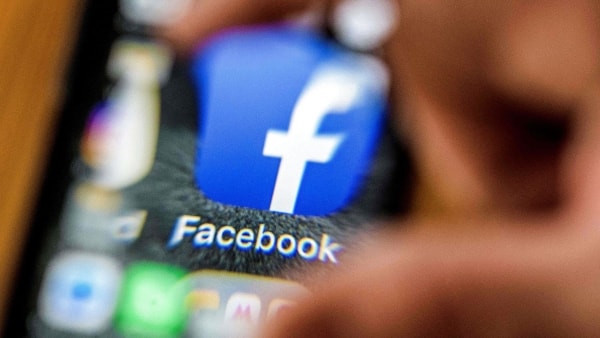 Må man svine folk til på Facebook? | favrskovliv.dk