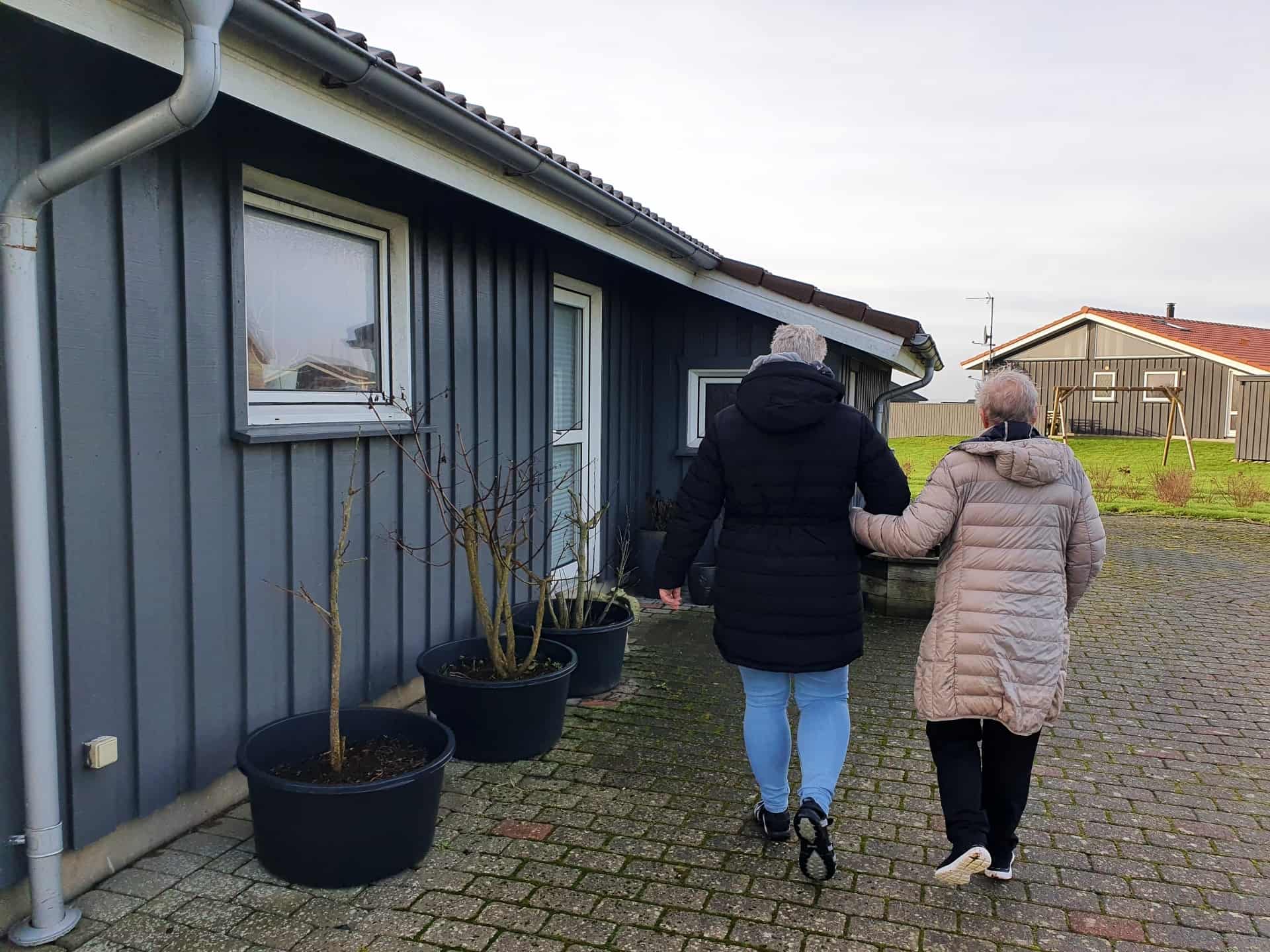 Anne-Merete kan ikke gå langt og får det dårligt, når hun gør: Men med ...