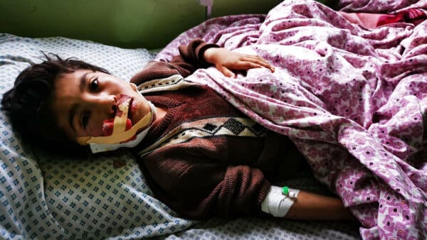 Mange dræbt af bombe mod koranskole i Afghanistan | avisendanmark.dk Mange dræbt af bombe mod koranskole i Afghanistan | avisendanmark.dk