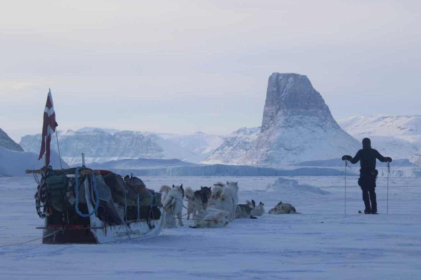 Patruljerede i Grønland i 26 måneder: Sirius-mand holder foredrag på ...