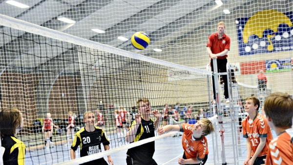 Landets bedste volleyball-spillere kæmper om DM i Helle Hallen | jv.dk