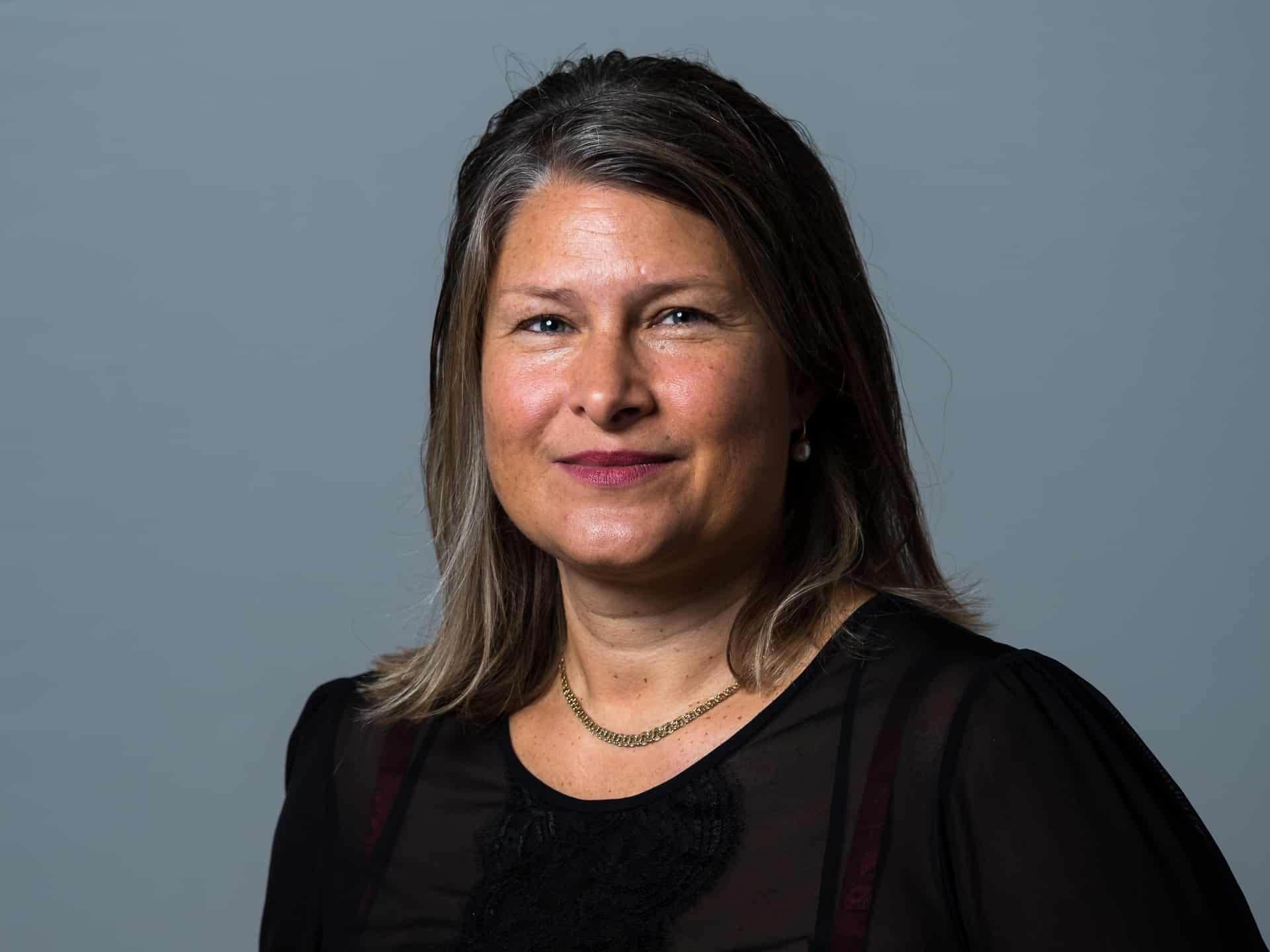 Nu er det afgjort, hvem der er Bredballes nye præst: Dorte får travlt ...