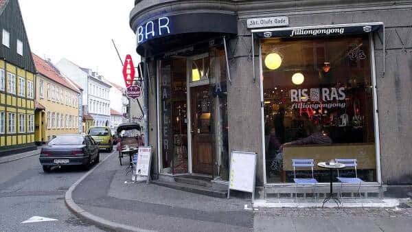 Frontløbere i aktion for støj i midtbyen | stiften.dk