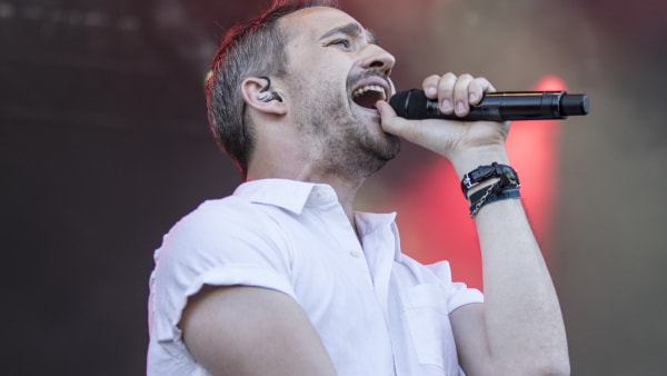 Galleri: Rasmus Walter på Jelling Festival | vafo.dk