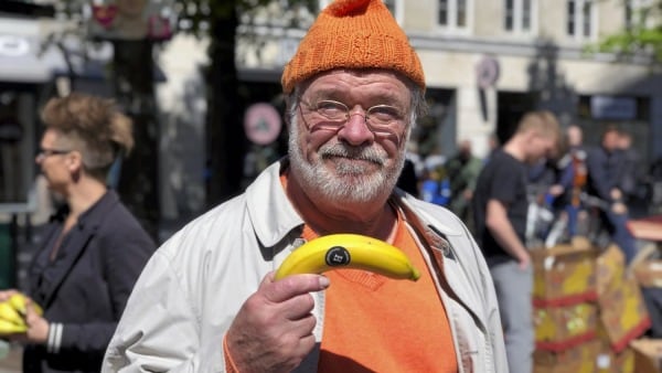 Dick Kaysø bekæmper penis-tabu med bananer | ugeavisen.dk