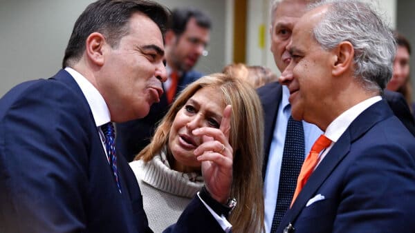 EU-Kommissionen vil lave handleplan for Vestbalkanruten | avisendanmark.dk