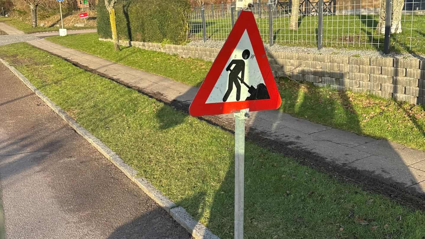 Vejskilte forsvinder igen og igen: - Det er jo ikke for sjov, at de ...