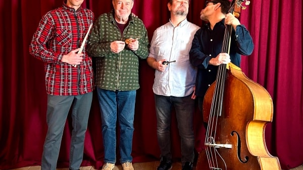 Lasse Helner med nyt band | ugeavisen.dk