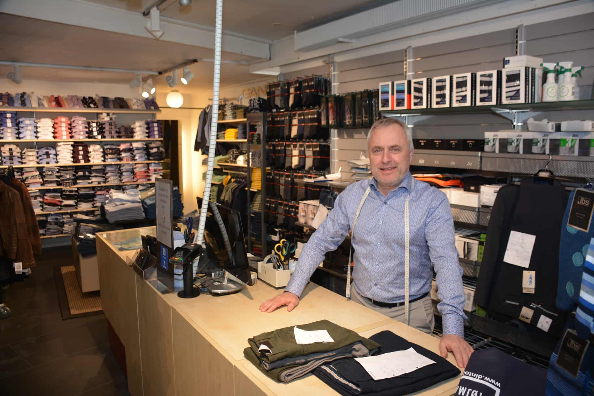 Rund fødselar er meget privat: Det ved du ikke om Tøjmanden Jens | jv.dk