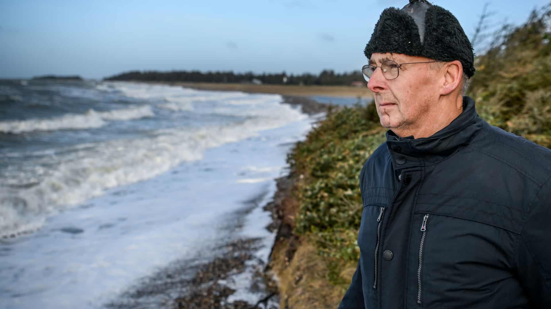 Har ventet i fire år på en tilladelse til at smide sten i vandet ...