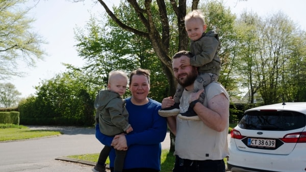 Martin og Diana kan ikke nå at hente børn i institution inden lukketid ...