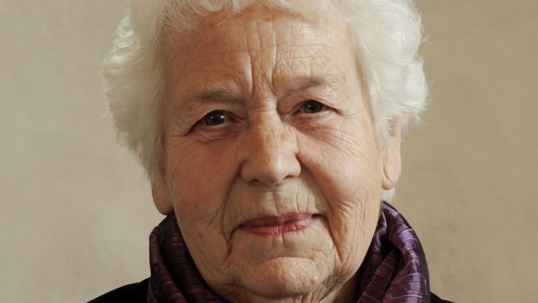 Mindeord over mangeårig kirkesanger i Notmark, Anna Marie Pedersen ...